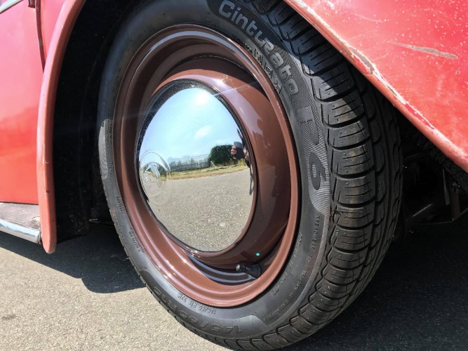 Volkswagen 1200 Ruby Red 1964 | 01